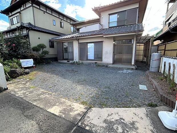 焼津市中新田1391-6 5LDKの中古一戸建て情報【スマイティ】物件番号：22-8155658