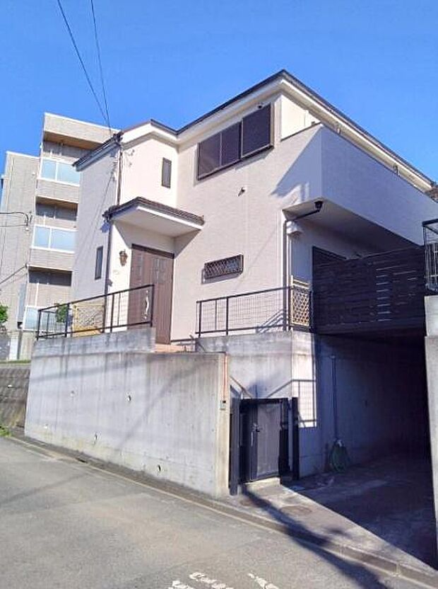 JR東海道本線 藤沢駅から160m バス約12分 柄沢大上 バス停 下車 徒歩2分 3SLDKの中古一戸建て情報【スマイティ】物件番号：14-8479913